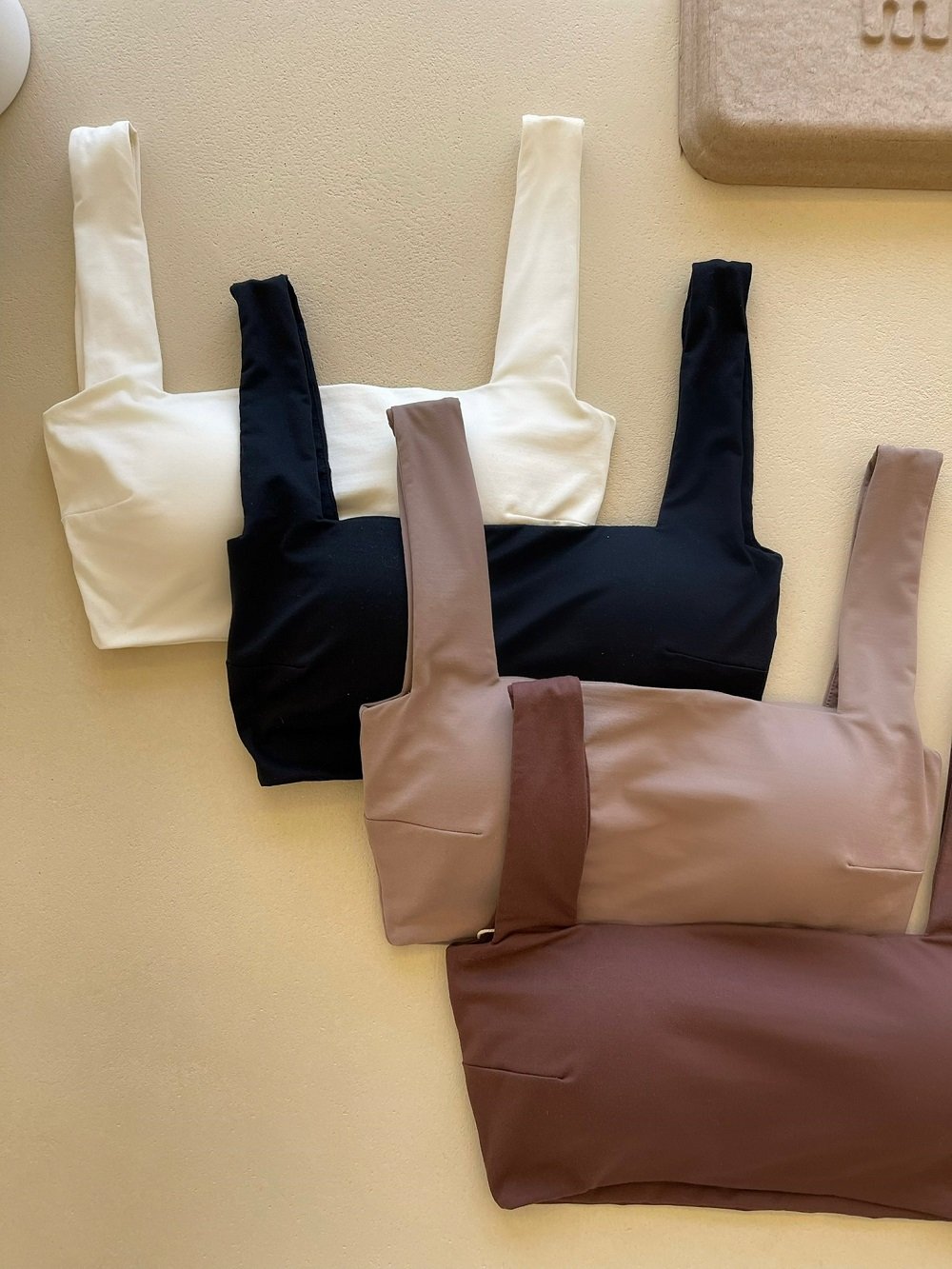 【內衣開箱】mumm ｜柔軟又透氣的美感bra top內衣 | 解悶辛理師