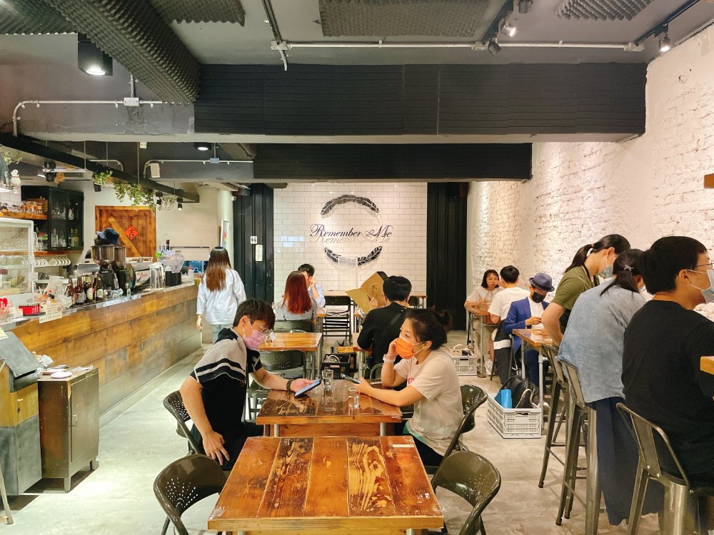 【Remember Me café記得我咖啡】營業到凌晨兩點的咖啡廳 | 解悶辛理師